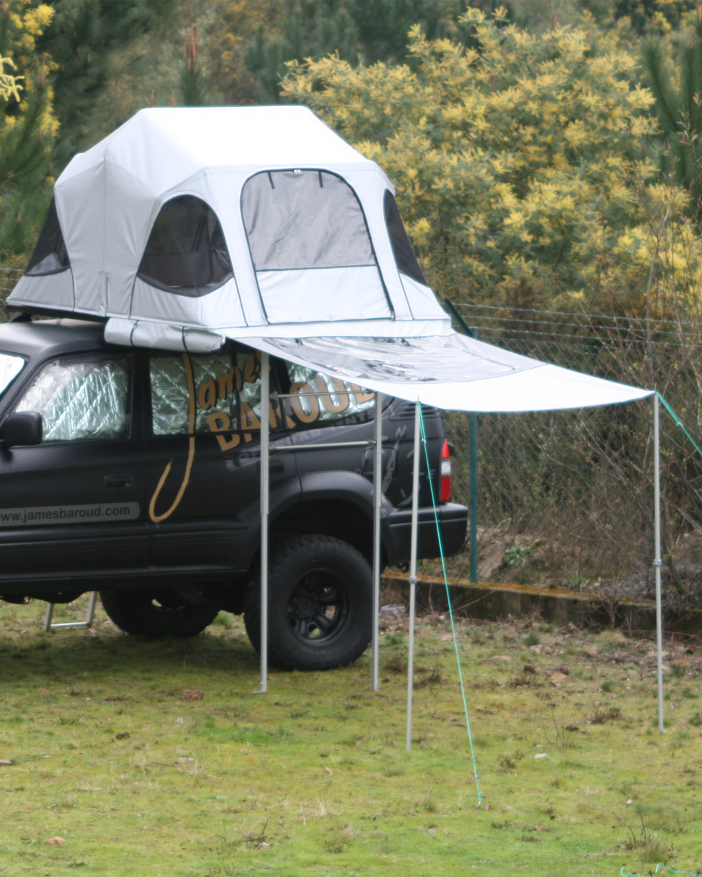 Awning Vision Folding Rooftop Tent – James Baroud